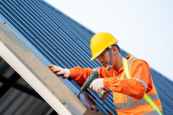 Expert Metal Roofing Contractors | Reliable Services - Arocon